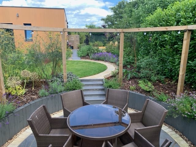 Sunken seating - Miles Garden Design, Norfolk
